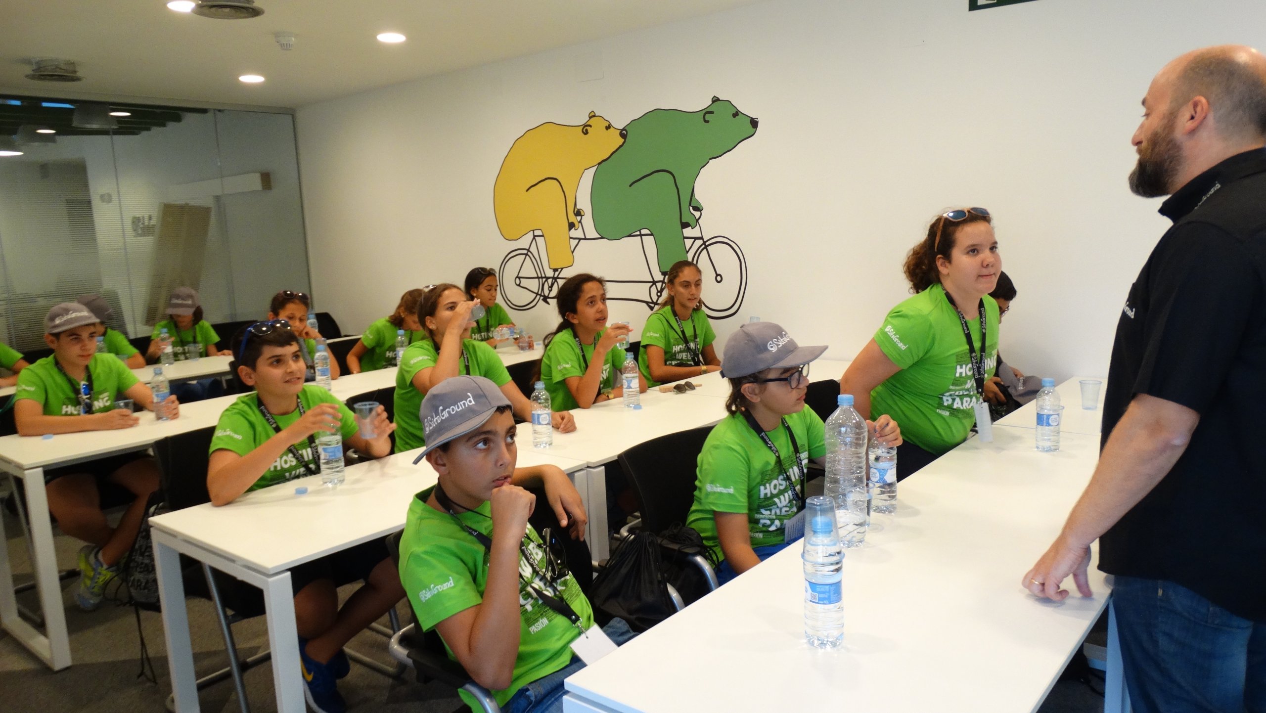 El cole La Paredilla visita SiteGround - El blog de SiteGround